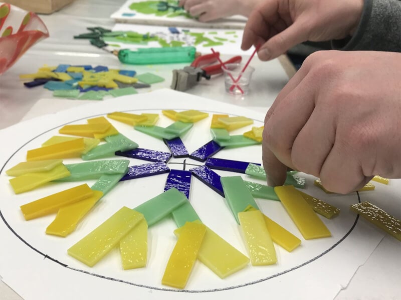 4 Best Glass Art Studios in LA for Beginners | ClassBento